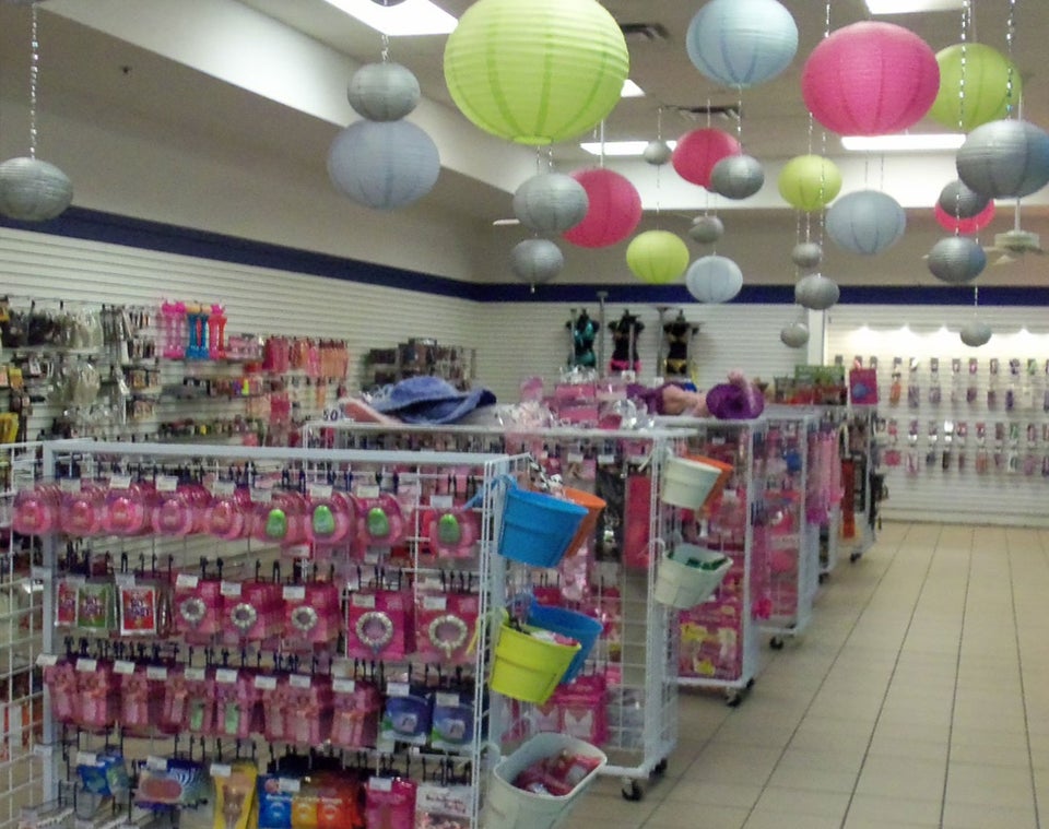 CASTLE MEGASTORE - DEER VALLEY, AZ - Phoenix AZ - Hours, Directions ...