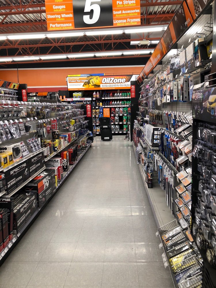 AUTOZONE AUTO PARTS - 204 E Deuce of Clubs, Show Low AZ - Hours ...