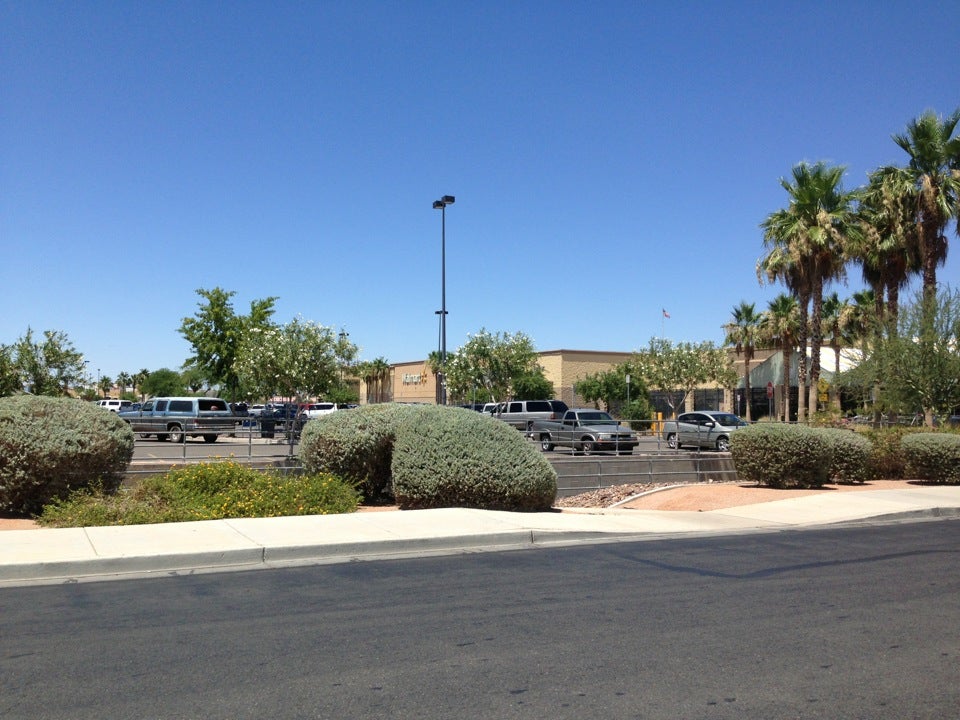 WALMART SUPERCENTER - 8151 E 32nd St, Yuma AZ - Hours, Directions ...