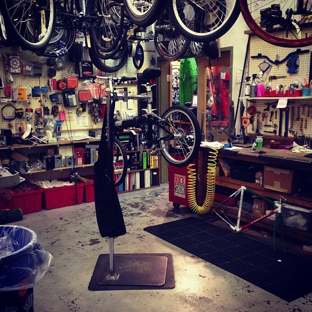 REI - 5556 Copley Dr, San Diego CA - Hours, Directions, Reviews ...