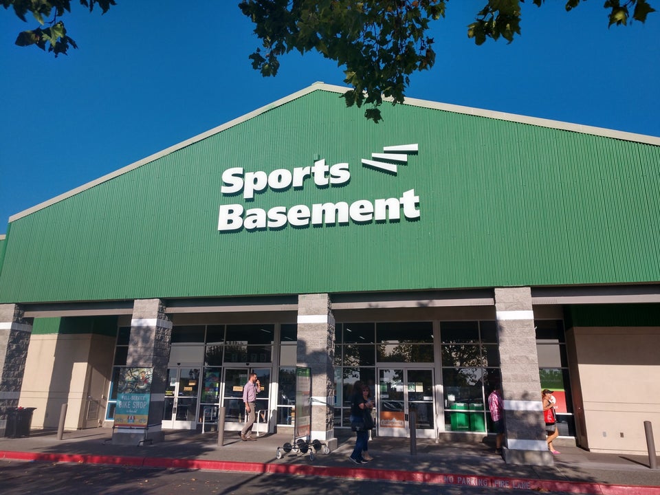 SPORTS BASEMENT SANTA ROSA - Santa Rosa CA - Hours, Directions, Reviews ...