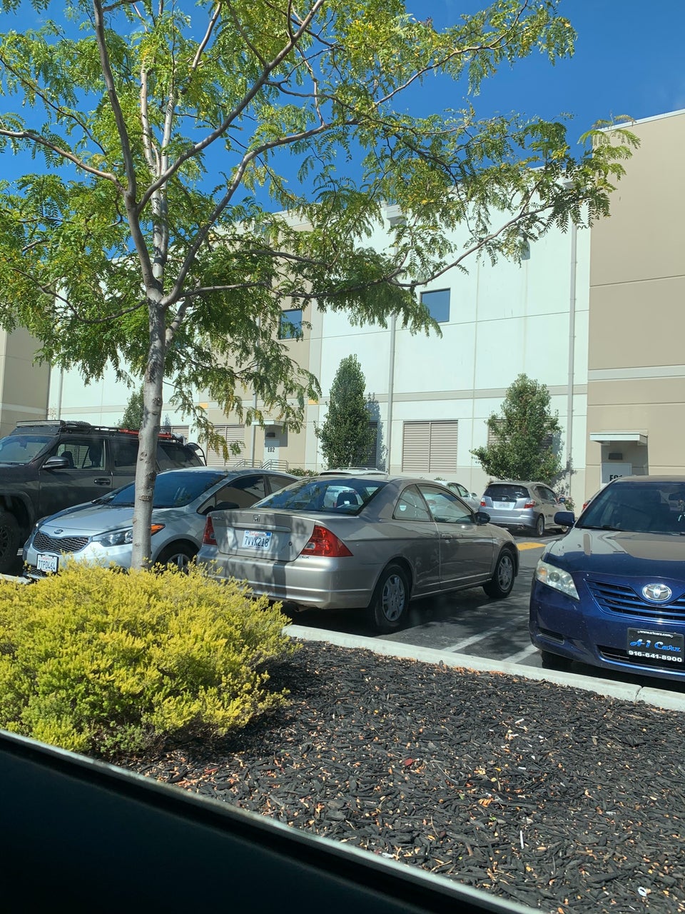 AMAZON FULFILLMENT CENTER - Tracy CA - Hours, Directions, Reviews ...