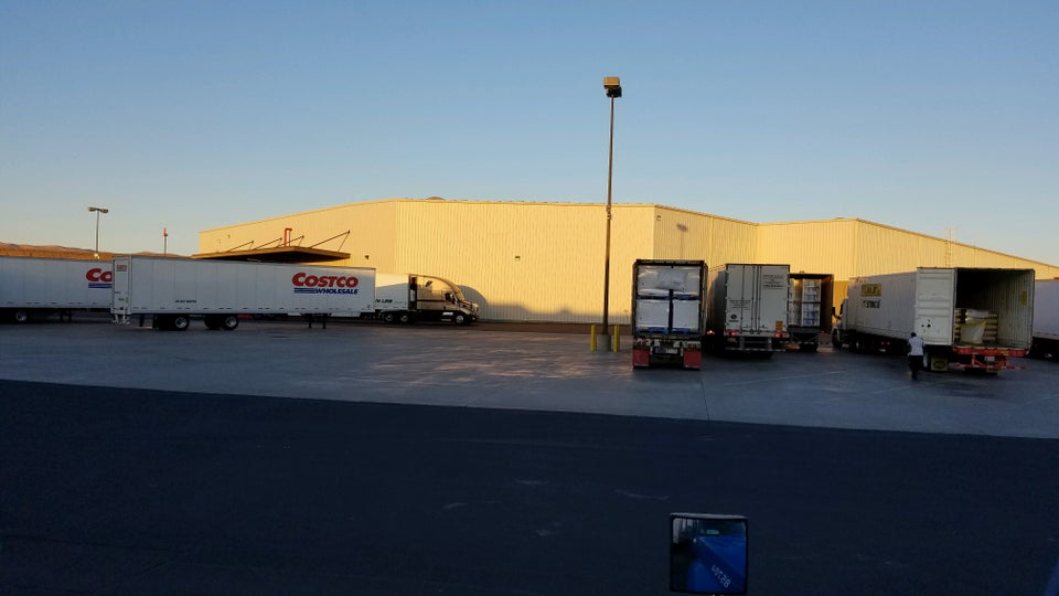 COSTCO DISTRIBUTION CENTER - 25501 Gateway Blvd, Tracy CA - Hours ...