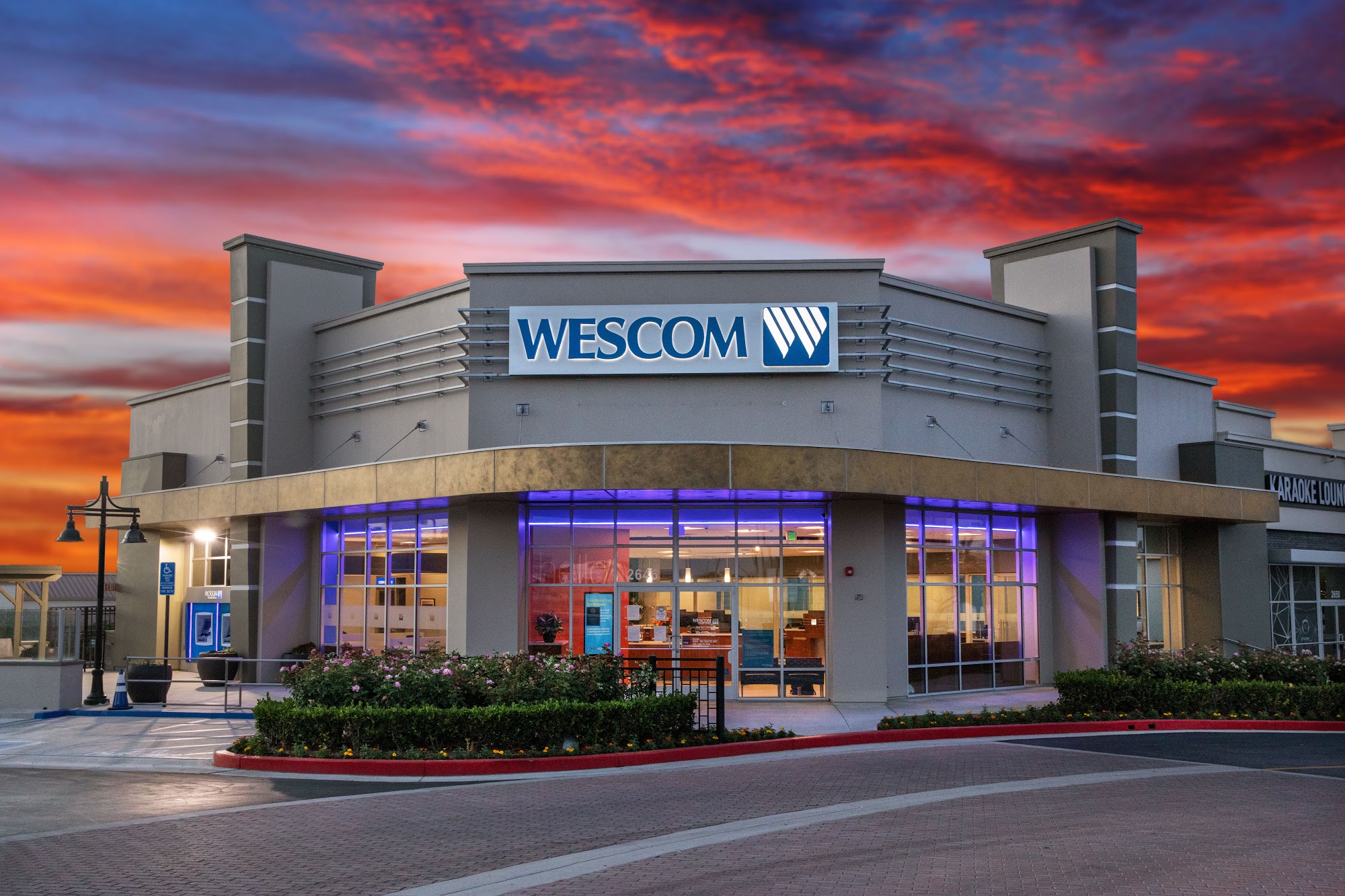 WESCOM CREDIT UNION - West Covina CA - Hours, Directions, Reviews ...