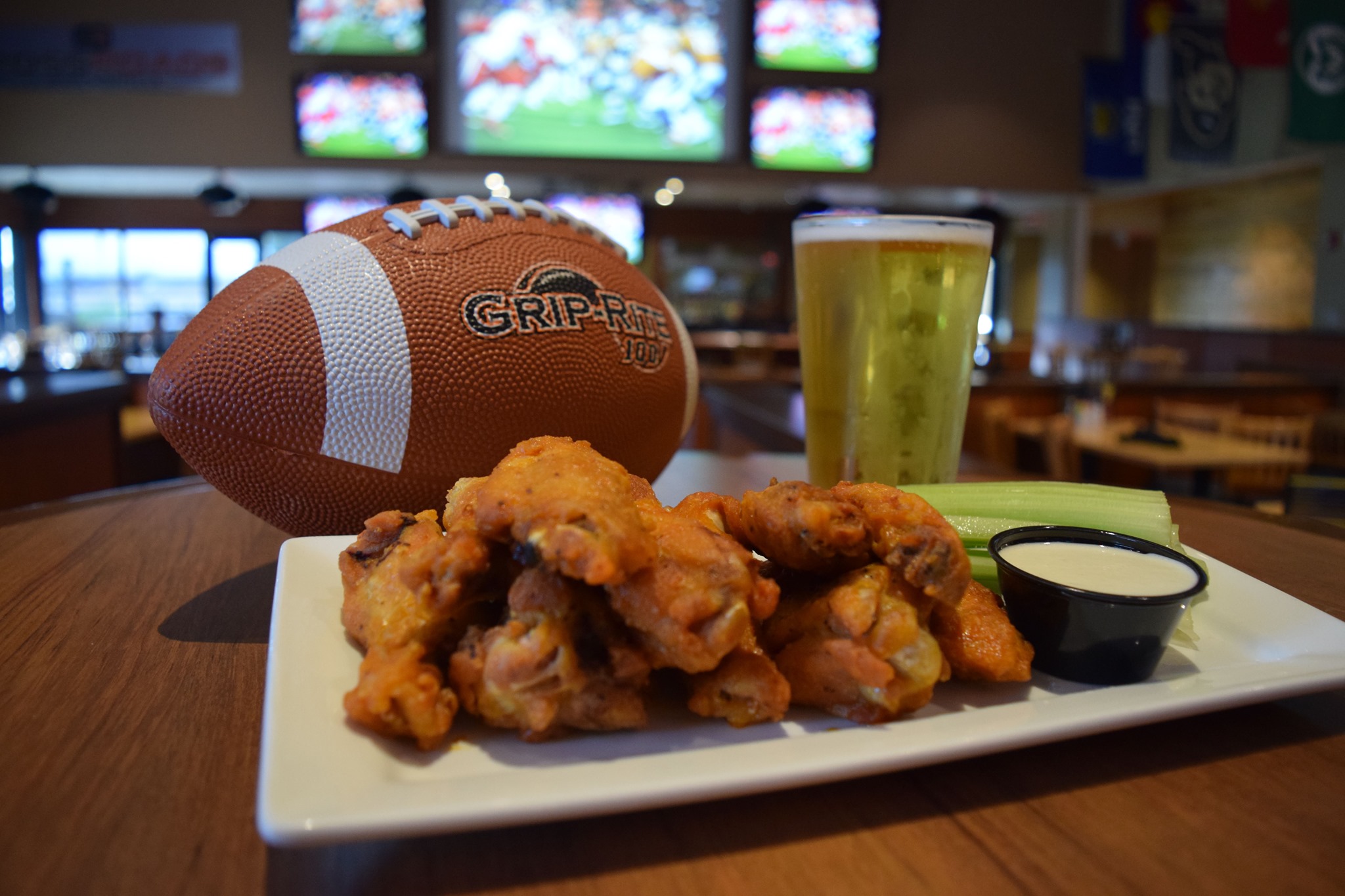 MAIN EVENT - Colorado Springs CO - Hours, Directions, Reviews - Loc8NearMe