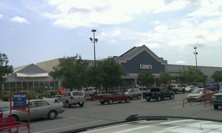 LOWE'S HOME IMPROVEMENT - 4301 W Fairfield Dr, Pensacola FL - Hours ...