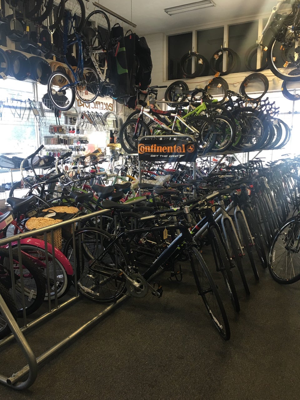BIKEFACTORY HAWAII - Honolulu HI - Hours, Directions, Reviews - Loc8NearMe