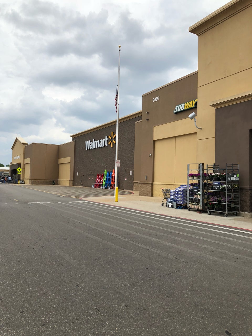 WALMART SUPERCENTER - 5491 US-151, Marion IA - Hours, Directions ...