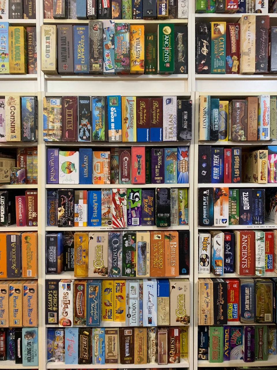 CHICAGOLAND GAMES DICE DOJO - Chicago IL - Hours, Directions, Reviews ...