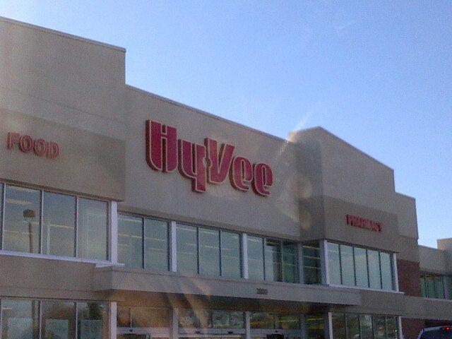 HY-VEE GROCERY STORE - 2930 18th Ave Ste 102, Rock Island IL - Hours ...