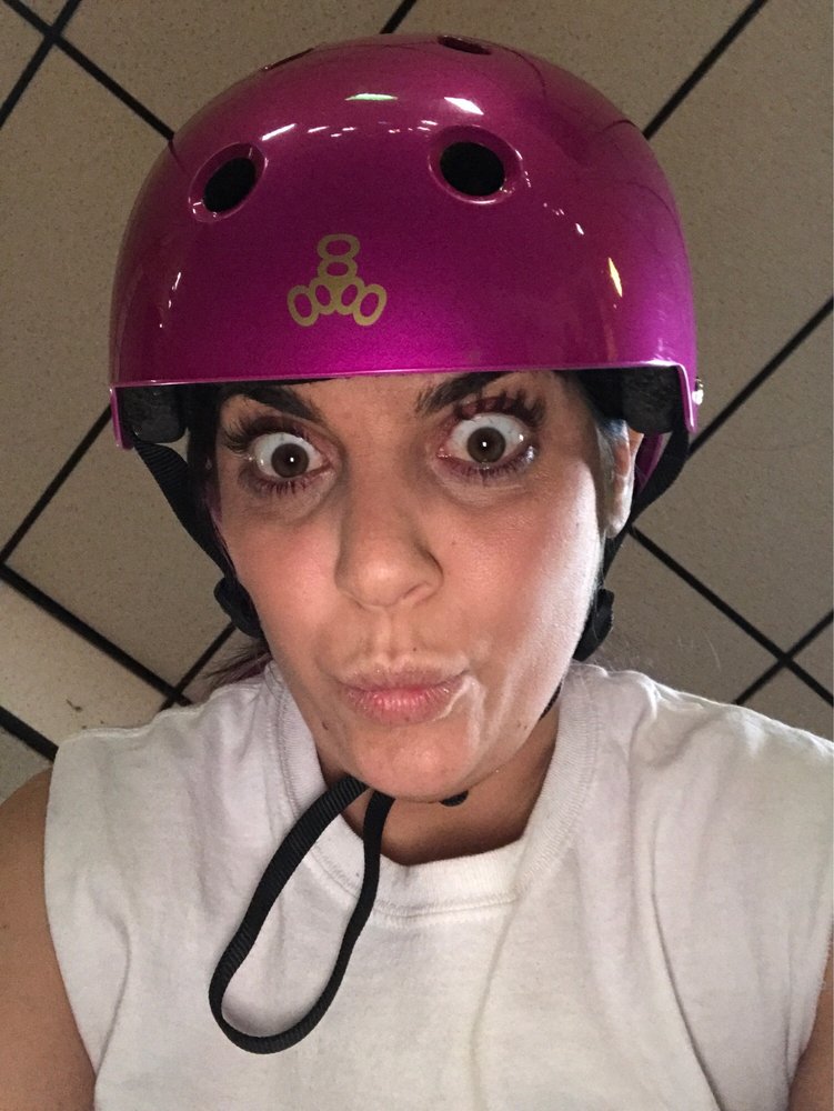 COACHLITE SKATE CENTER - Roselle IL - Hours, Directions, Reviews ...