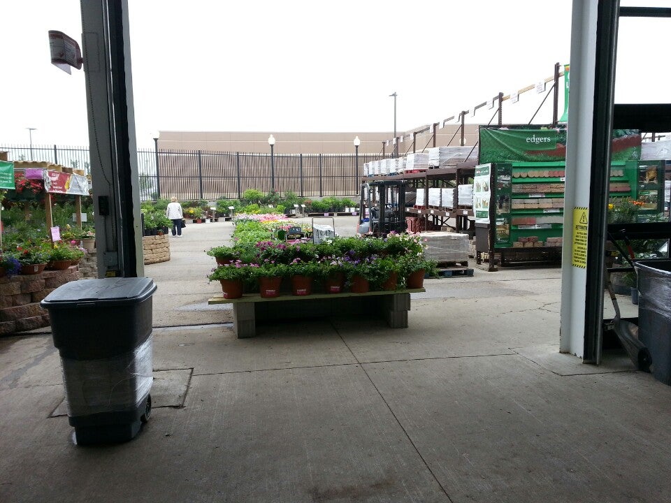 MENARDS - 2100 Lake Ave, Woodstock IL - Hours, Directions, Reviews ...