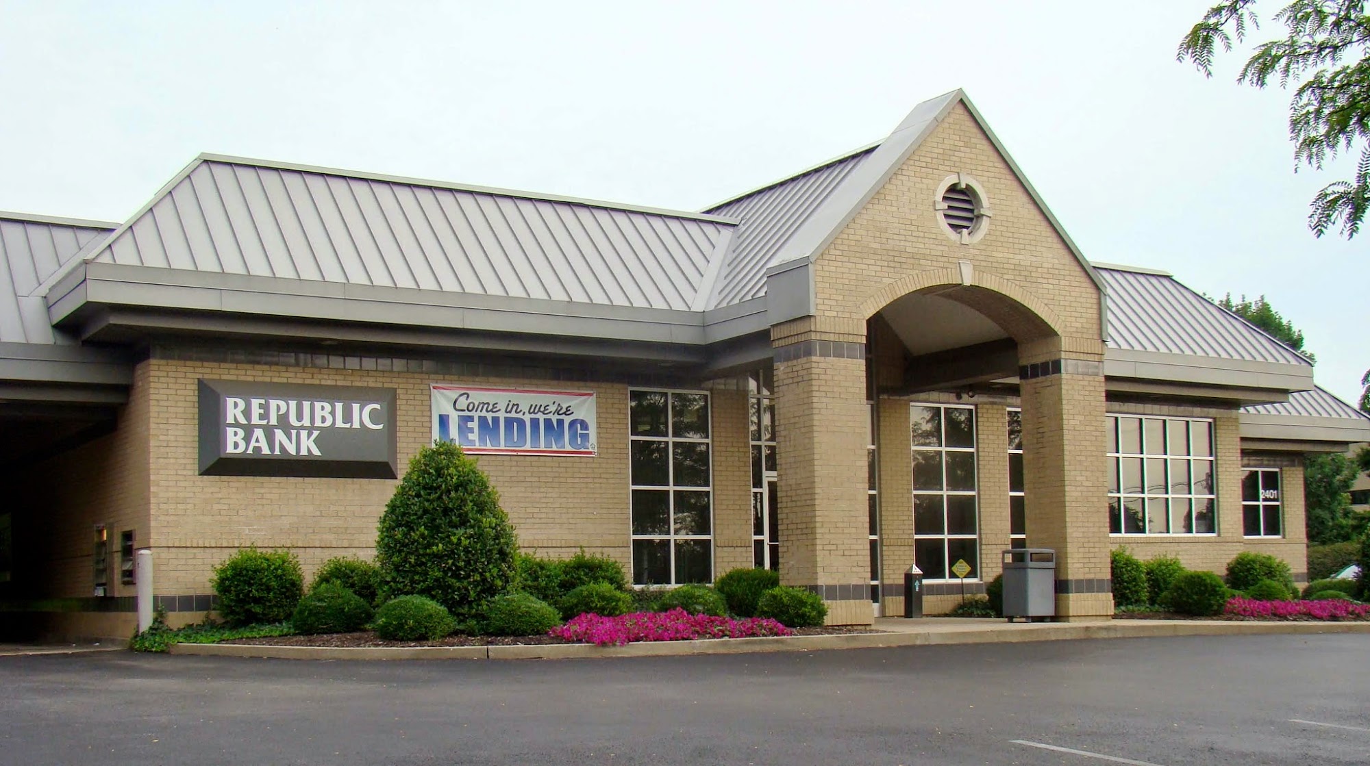REPUBLIC BANK - Lexington KY - Hours, Directions, Reviews - Loc8NearMe