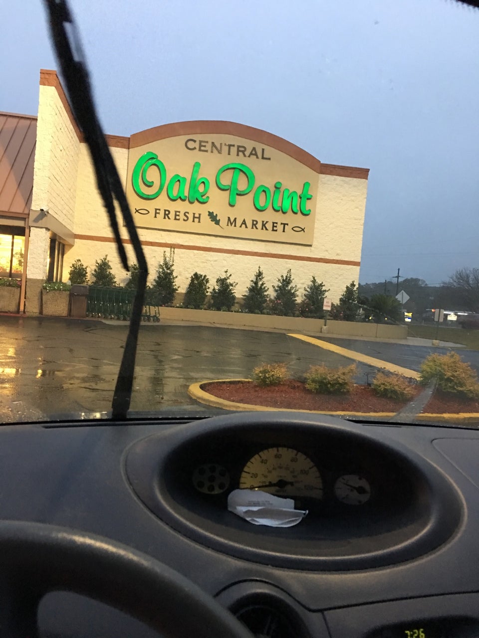 OAK POINT FRESH MARKET - Central LA - Hours, Directions, Reviews ...