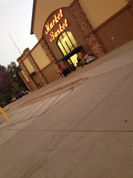 MARKET BASKET - 1404 N 6th St, Leesville LA - Hours, Directions, Reviews - Loc8NearMe
