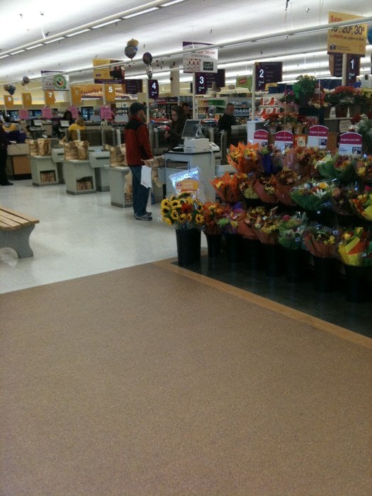 GIANT FOOD - 5316 New Design Rd, Frederick MD - Hours, Directions ...