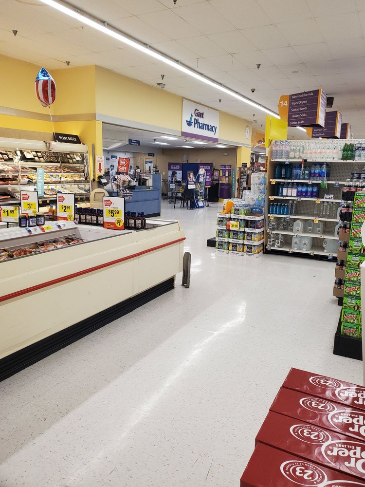 GIANT FOOD - 5316 New Design Rd, Frederick MD - Hours, Directions ...