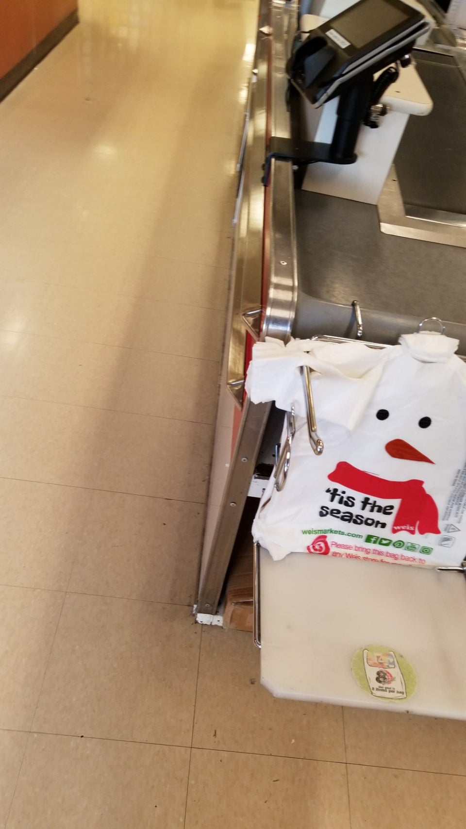 WEIS MARKETS - 6093 Spring Ridge Pkwy, Frederick MD - Hours, Directions ...