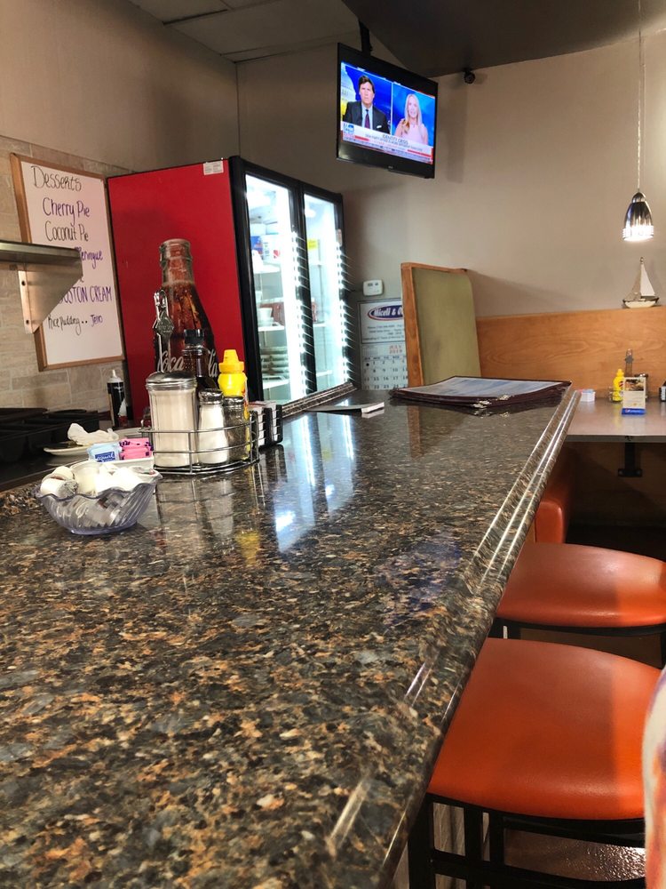 New Baltimore, MI Restaurants Open for Takeout, Curbside Service and/or ...