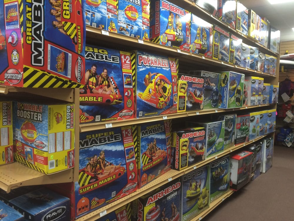 REEDS FAMILY OUTDOOR OUTFITTERS - Walker MN - Hours, Directions ...