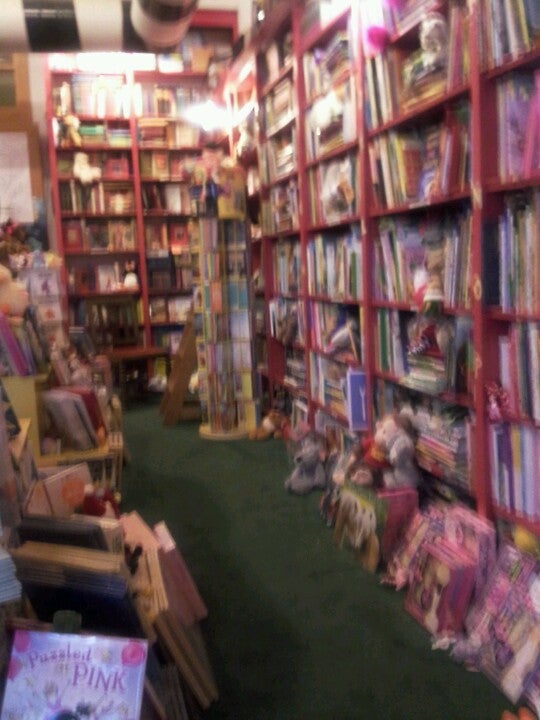 LEMURIA BOOK STORE - Jackson MS - Hours, Directions, Reviews - Loc8NearMe