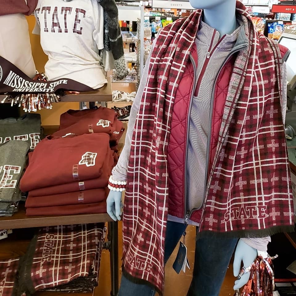 BARNES & NOBLE @ MISSISSIPPI STATE - Cullis Wade Depot, Dr, 75 B. S ...