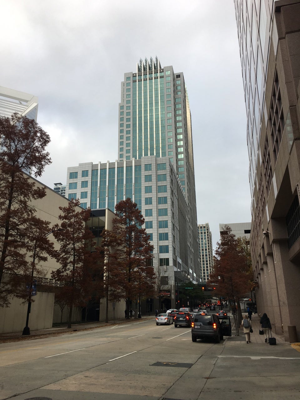 THREE WELLS FARGO CENTER - 401 S Tryon St, Charlotte NC - Hours ...