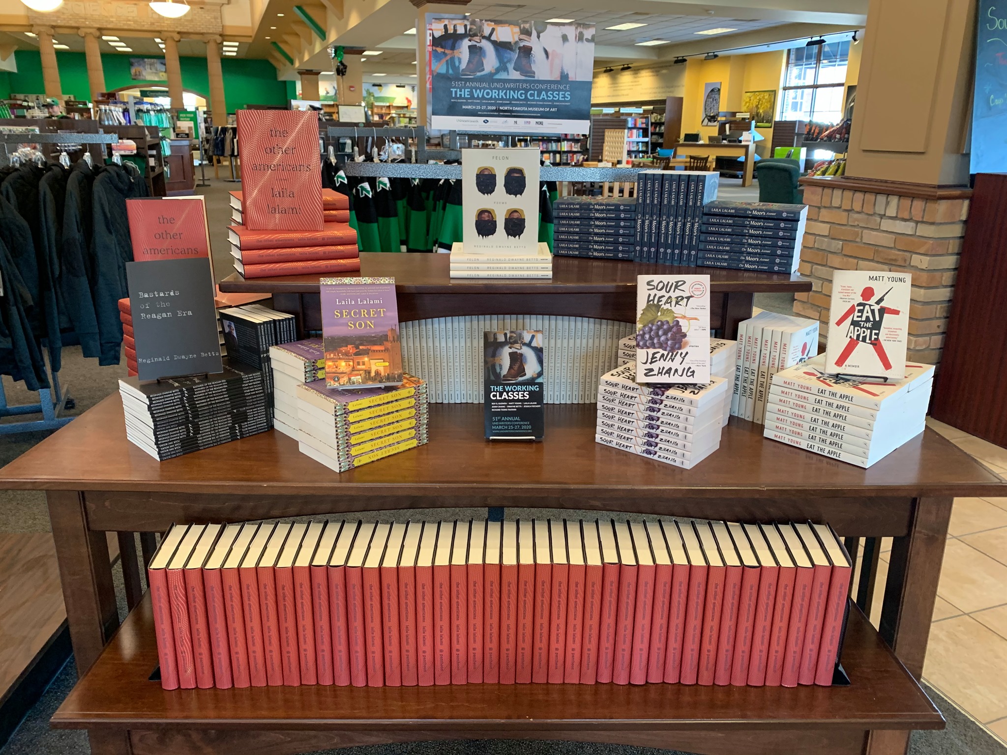 UNIVERSITY OF NORTH DAKOTA BOOKSTORE - Grand Forks ND - Hours ...