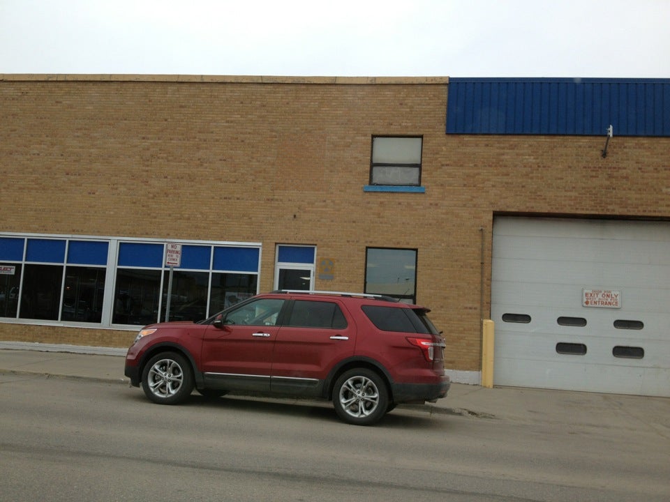RED ROCK FORD, INC. - Williston ND - Hours, Directions, Reviews ...