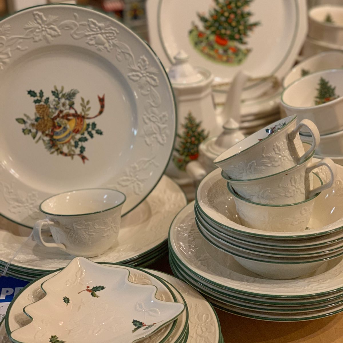 THE CONSIGNMENT GALLERY - Bedford NH - Hours, Directions, Reviews ...