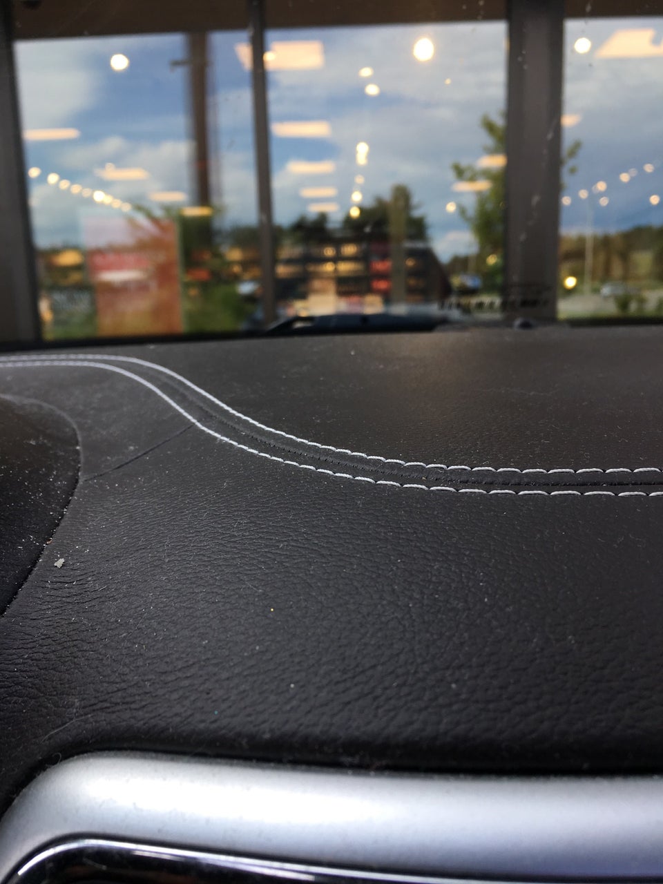 LINDT CHOCOLATE SHOP - Stratham NH - Hours, Directions, Reviews ...