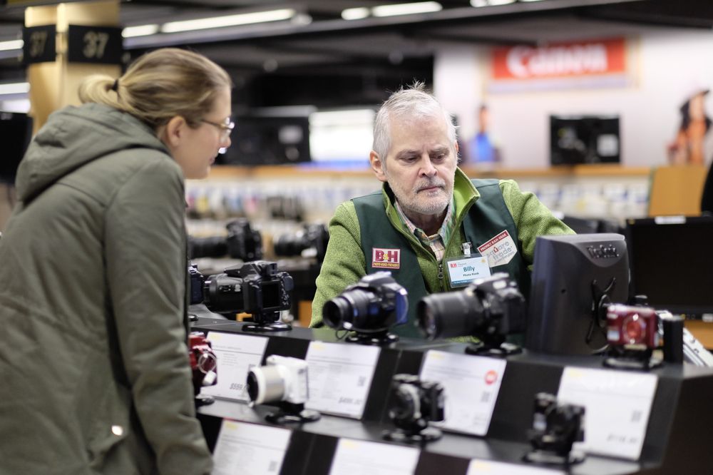 B&H PHOTO VIDEO - ELECTRONICS AND CAMERA STORE - New York NY - Hours ...