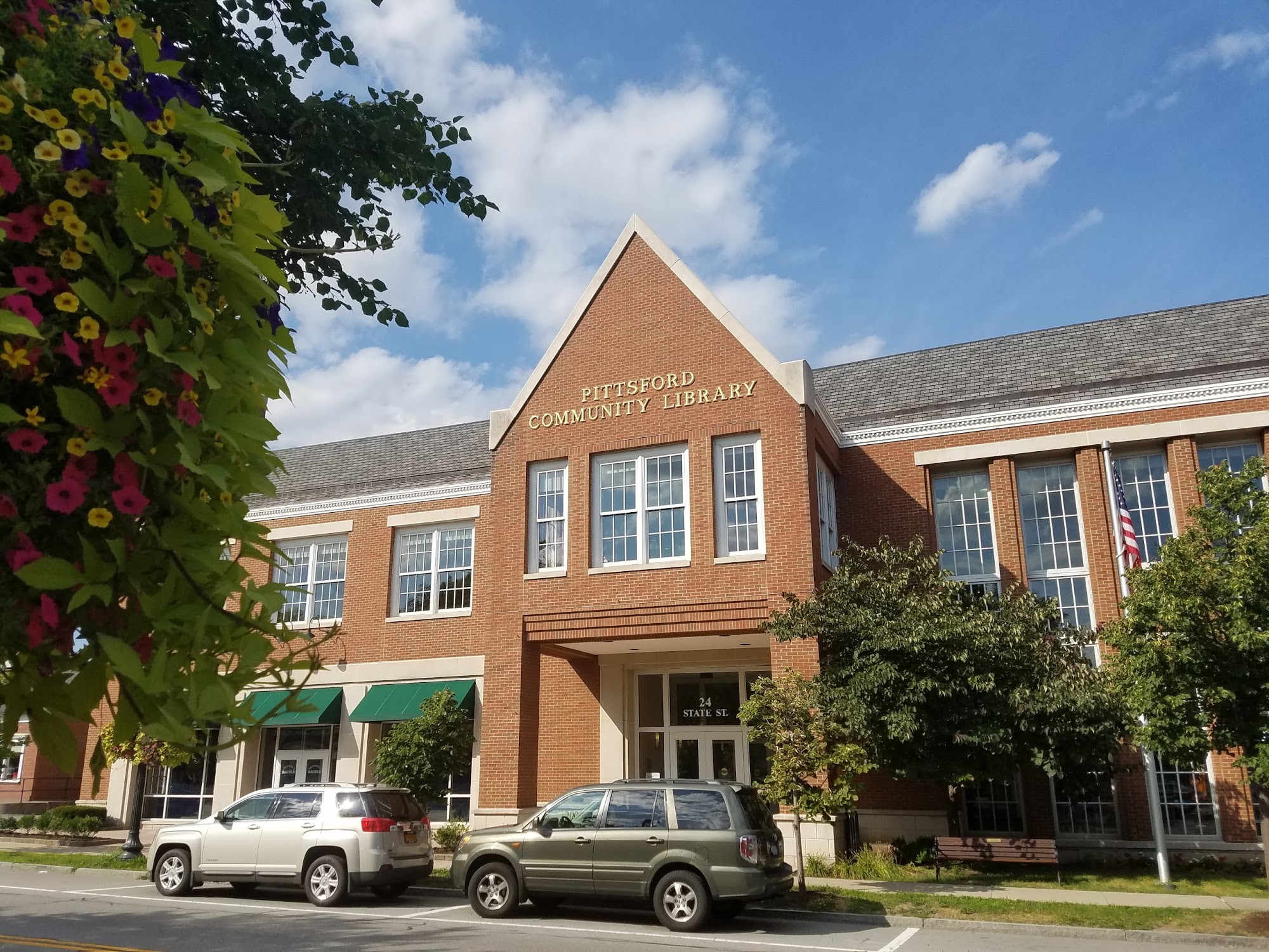 PITTSFORD COMMUNITY LIBRARY - Pittsford NY - Hours, Directions, Reviews ...