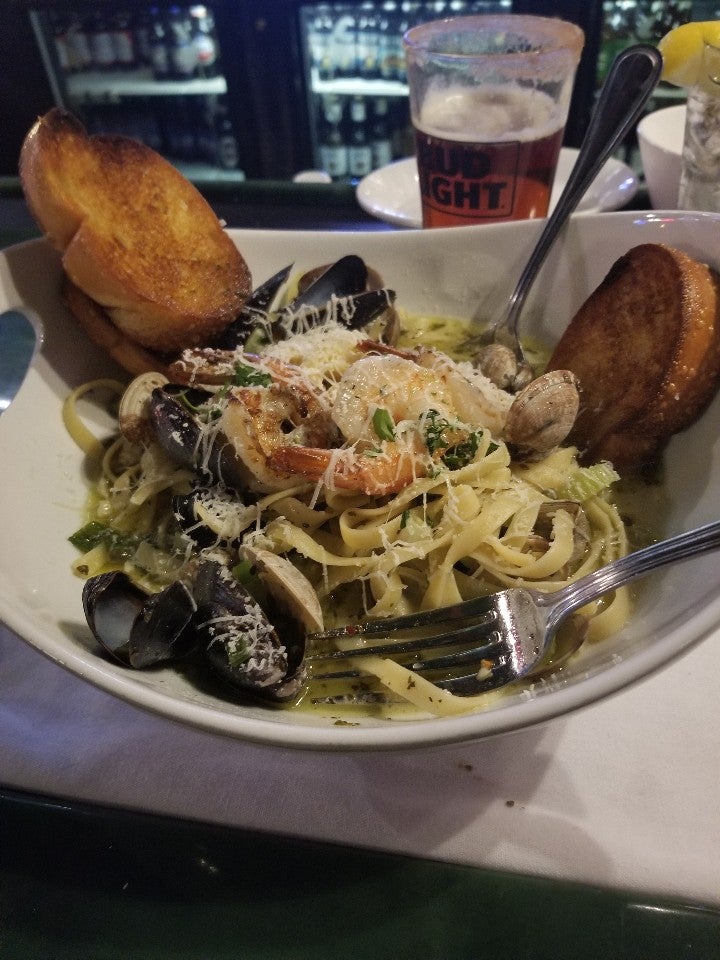 Sandusky, OH Restaurants Open for Takeout, Curbside Service and/or ...