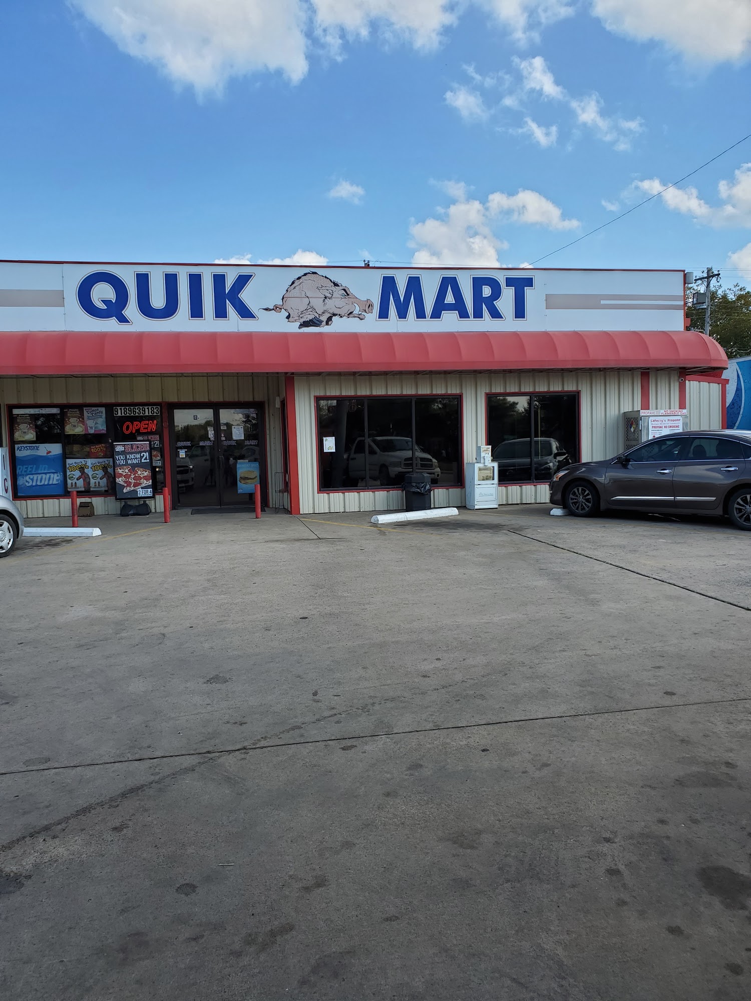 RAZORBACK QUIK MART 1082 - Panama OK - Hours, Directions, Reviews ...