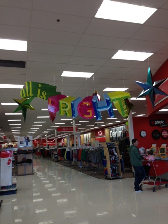 TARGET - 1824 E Ridge Pike, Royersford PA - Hours, Directions, Reviews ...