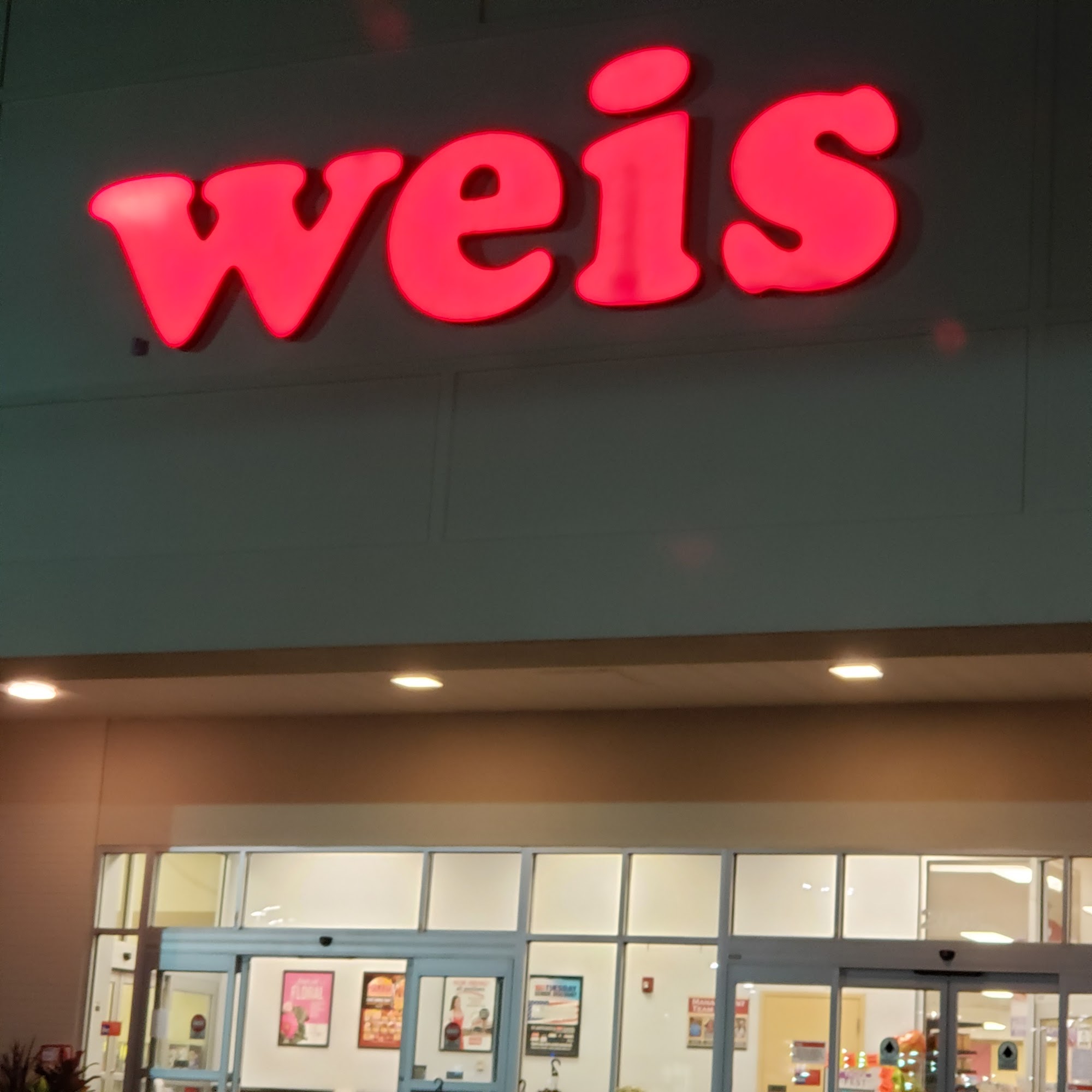 WEIS MARKETS PHARMACY - 1800 Roosevelt Ave, York PA - Hours, Directions ...