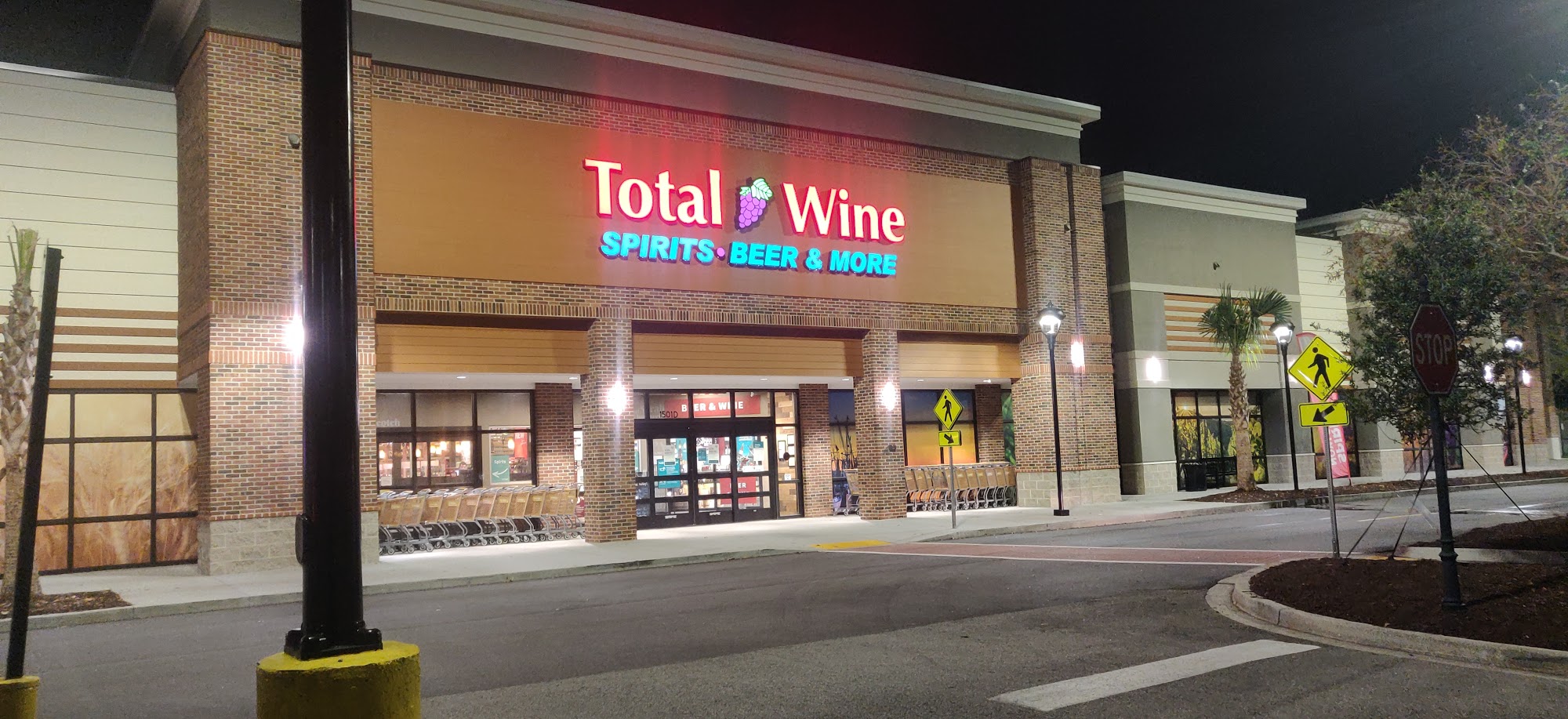 TOTAL WINE & MORE - 1501 North Highway 17 Wando Crossing, Mt Pleasant ...