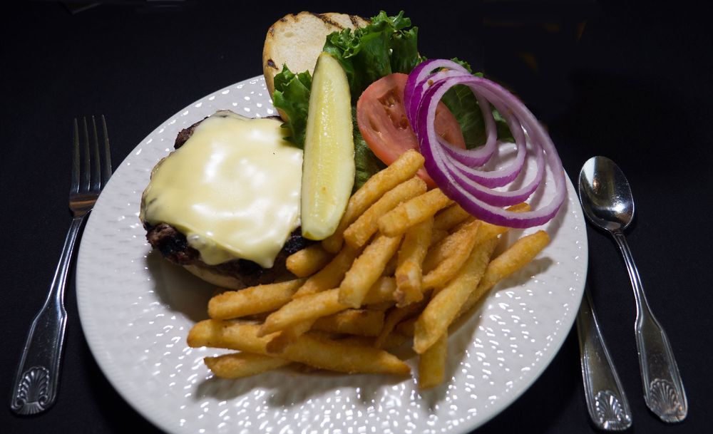 The Club at Keowee Key, Salem - Menu, Reviews (85), Photos (24 ...