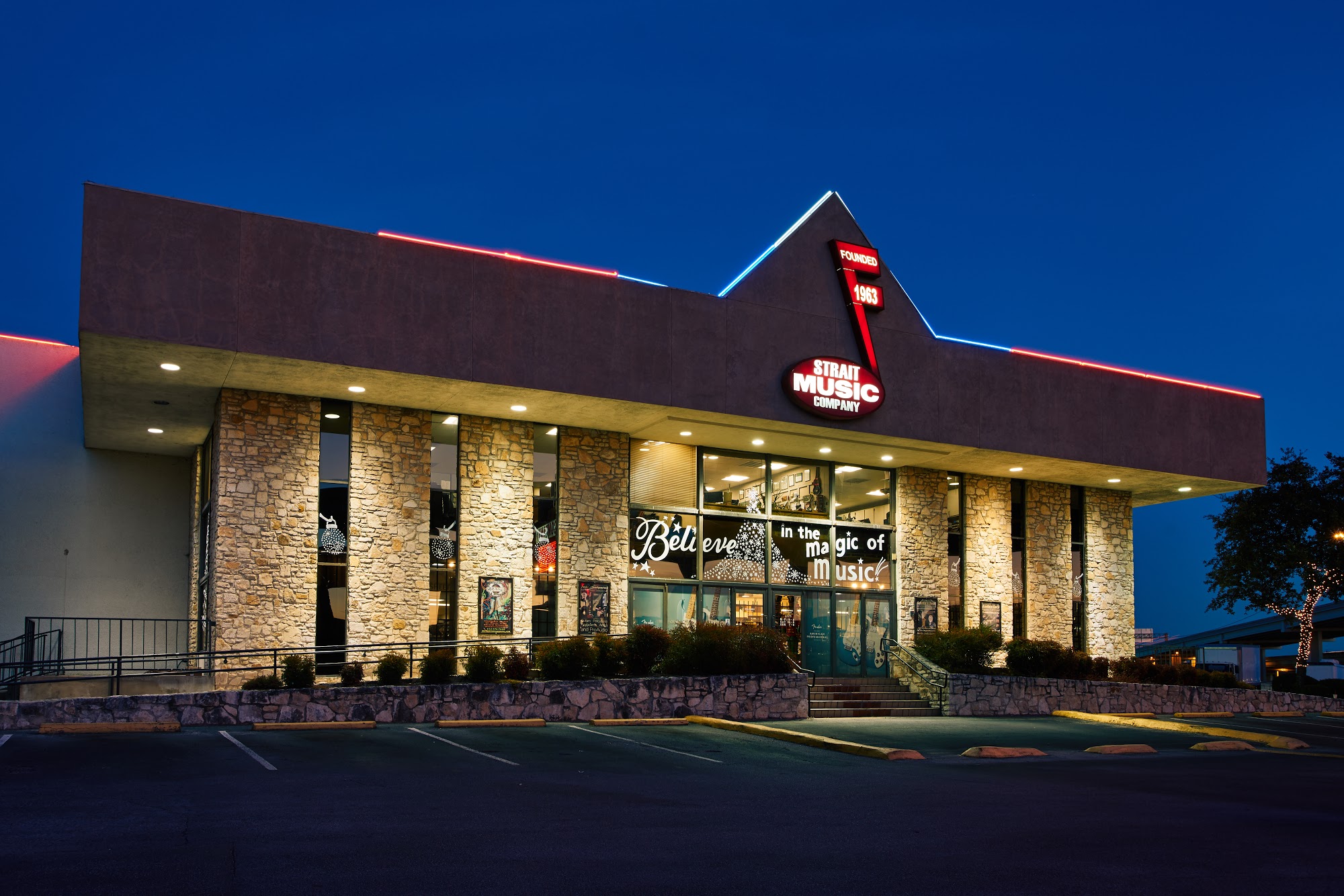 STRAIT MUSIC COMPANY - Austin TX - Hours, Directions, Reviews - Loc8NearMe