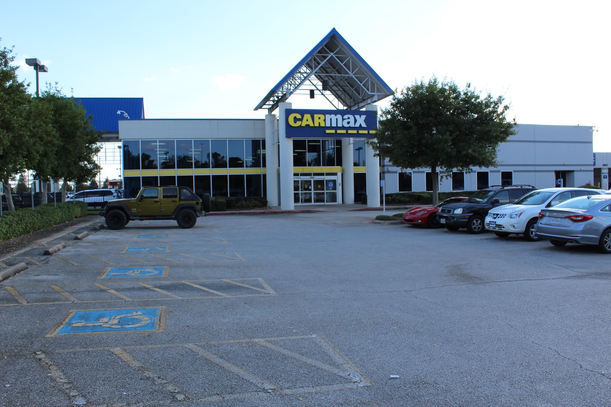 CARMAX - 13100 Gulf Fwy, Houston TX - Hours, Directions, Reviews ...