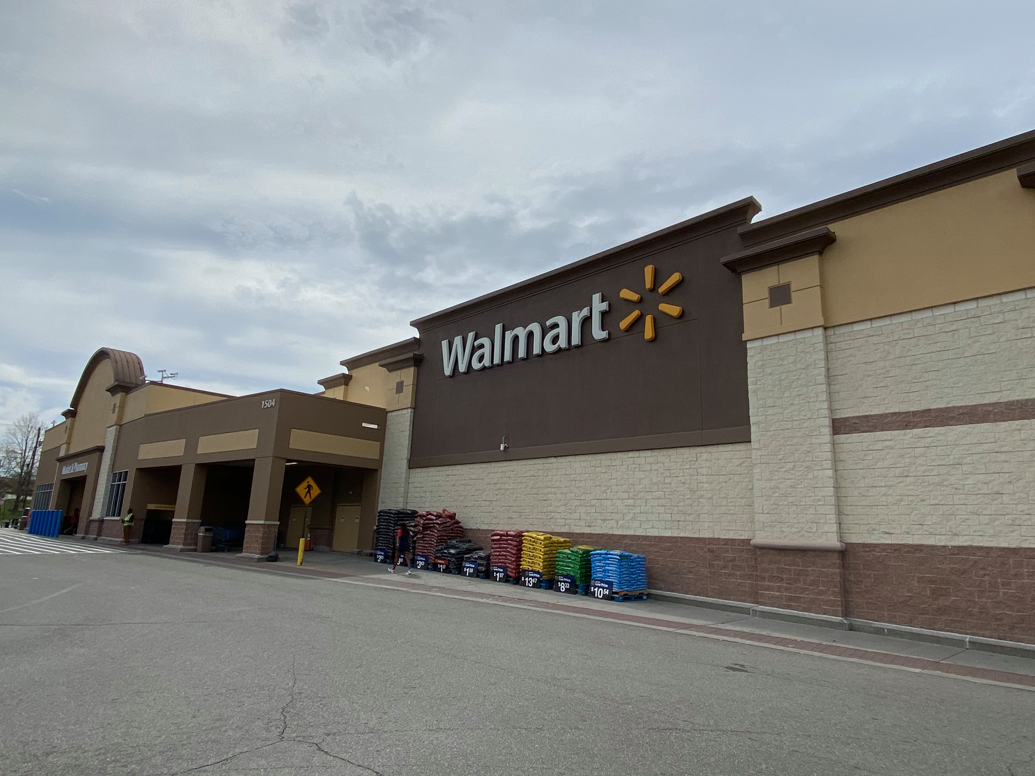 WALMART SUPERCENTER - 1504 N Parham Rd, Richmond VA - Hours, Directions ...
