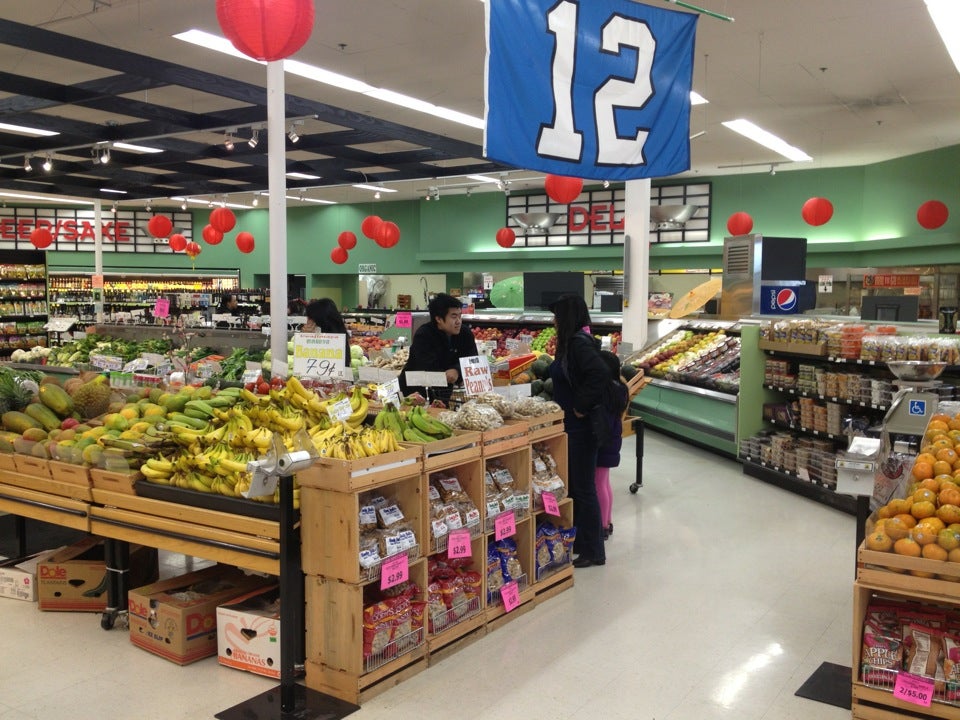 UWAJIMAYA RENTON - Renton WA - Hours, Directions, Reviews - Loc8NearMe