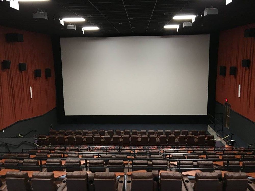 FAIRCHILD CINEMAS - QUEENSGATE 12 - Richland WA - Hours, Directions ...