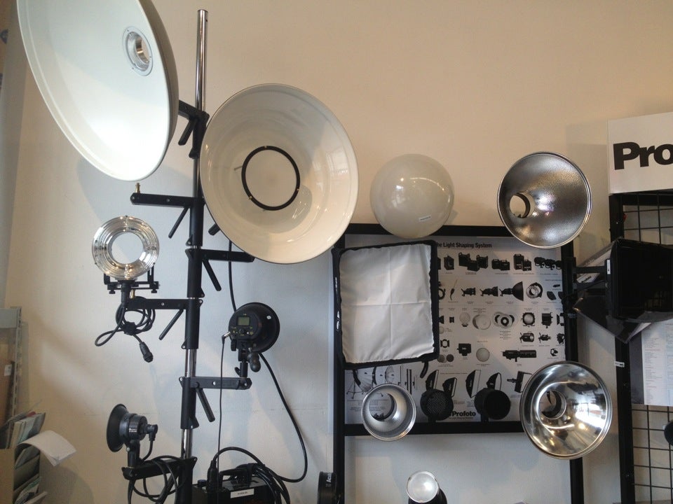 GLAZER'S CAMERA - Seattle WA - Hours, Directions, Reviews - Loc8NearMe