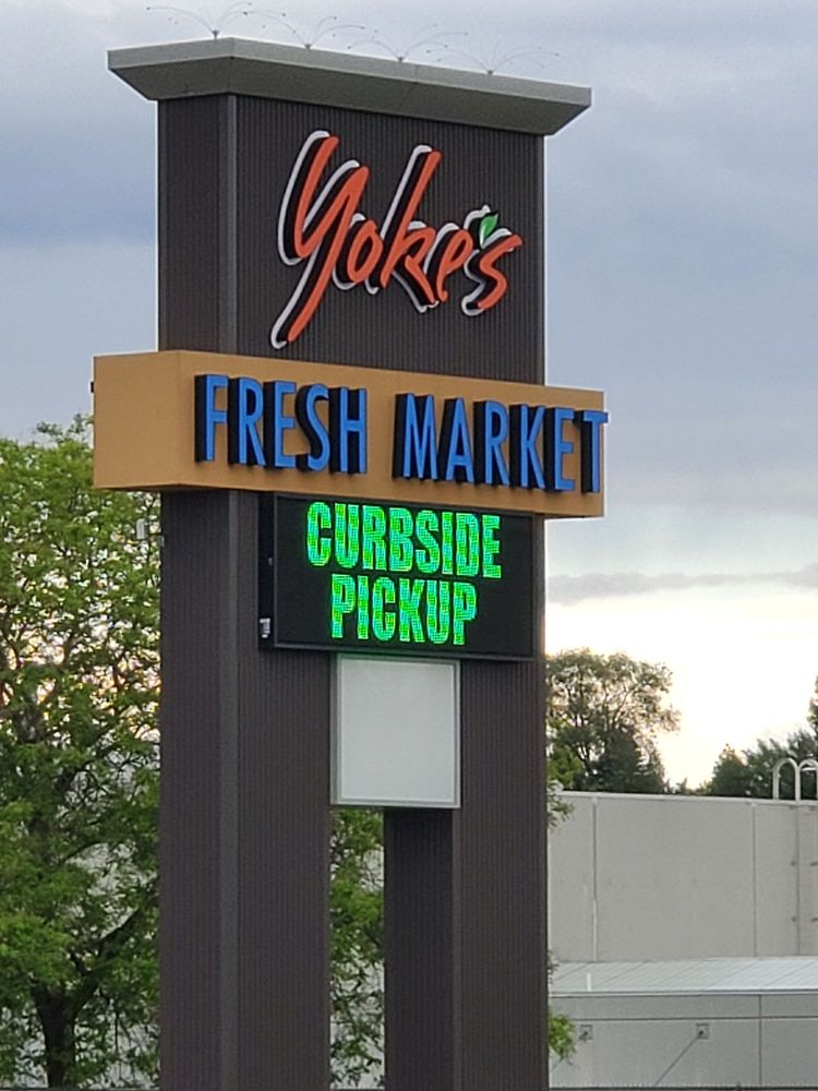 YOKE'S FRESH MARKET - FOOTHILLS - Spokane WA - Hours, Directions ...