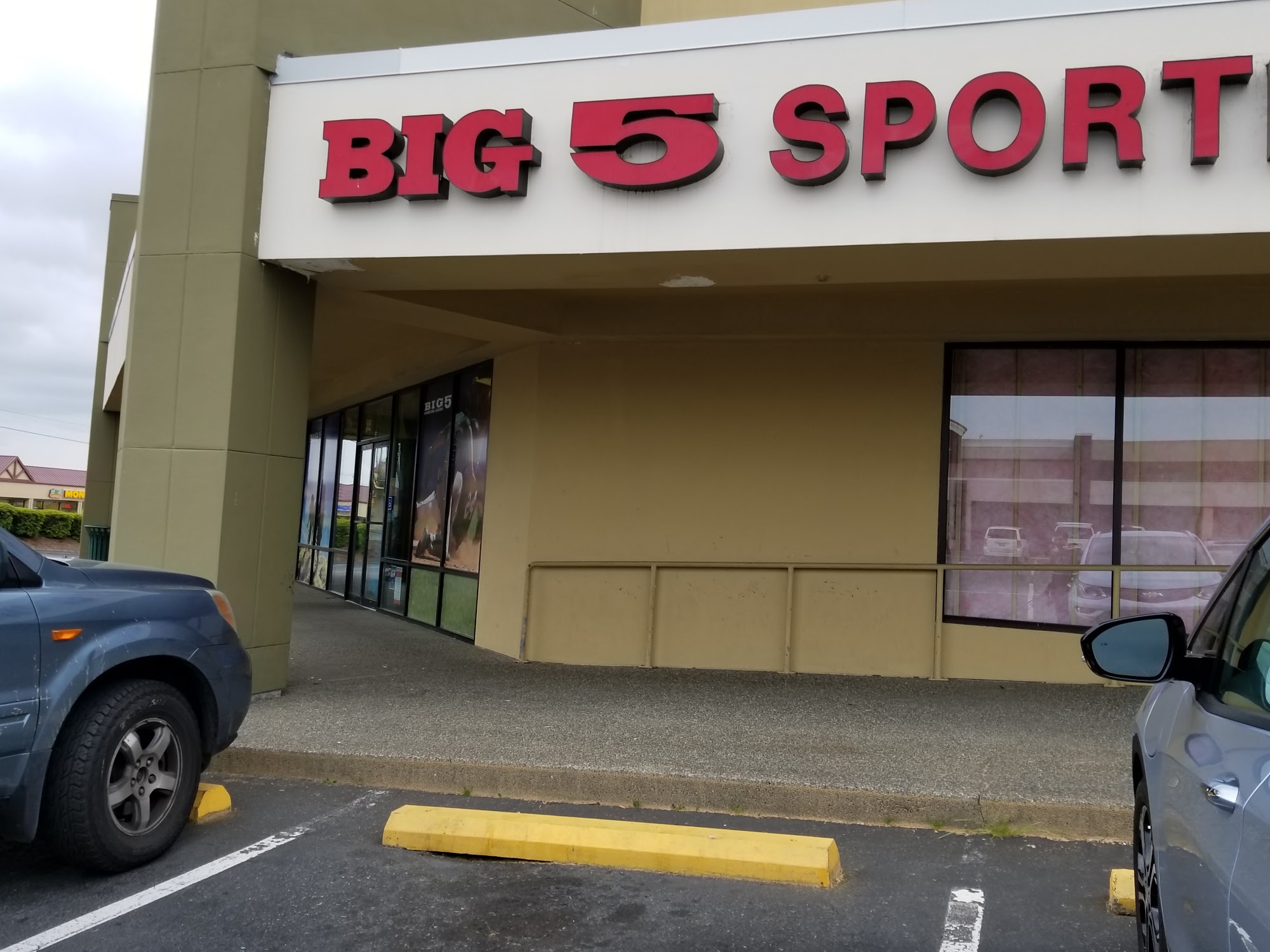 BIG 5 SPORTING GOODS - 2505 S 38th St Suite F, Tacoma WA - Hours ...