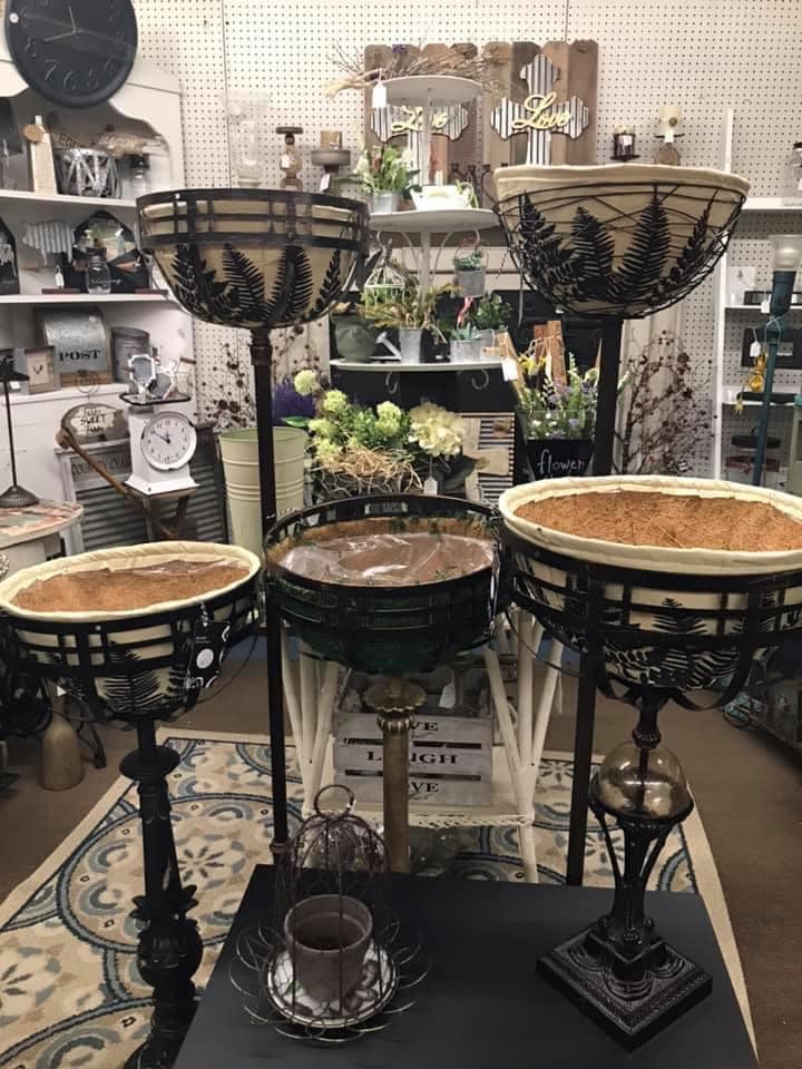 ST. VINCENT DE PAUL DIG & SAVE OUTLET - Madison WI - Hours, Directions ...