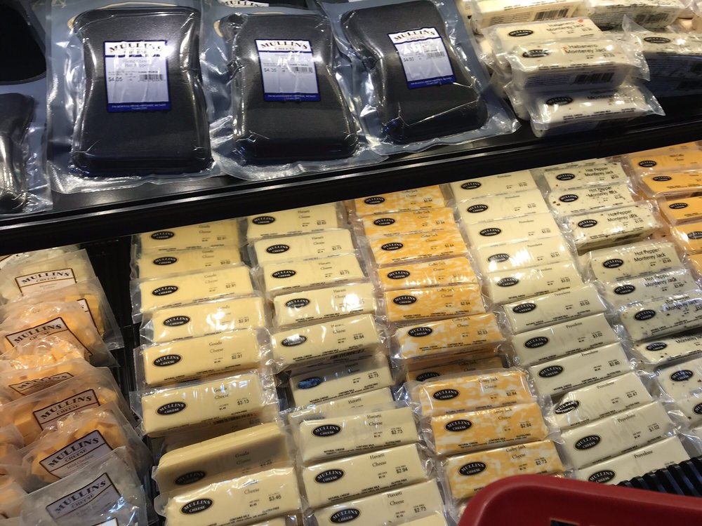 MULLINS CHEESE RETAIL STORE - Mosinee WI - Hours, Directions, Reviews ...